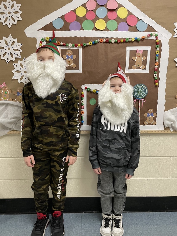Special Visitor and Helpers | Hamilton Crossing Elementary School